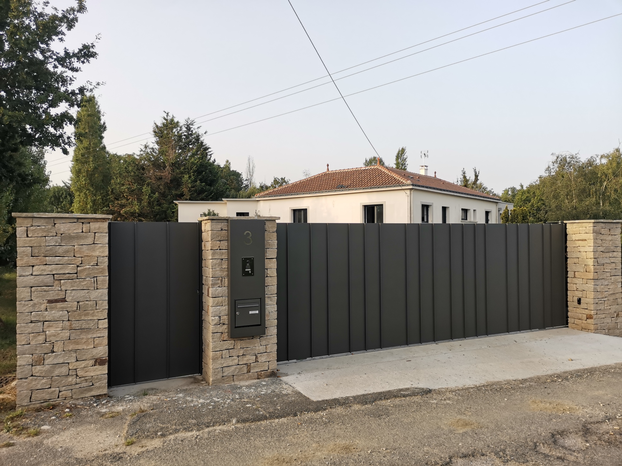 PORTAIL / PORTILLON ALU - backers